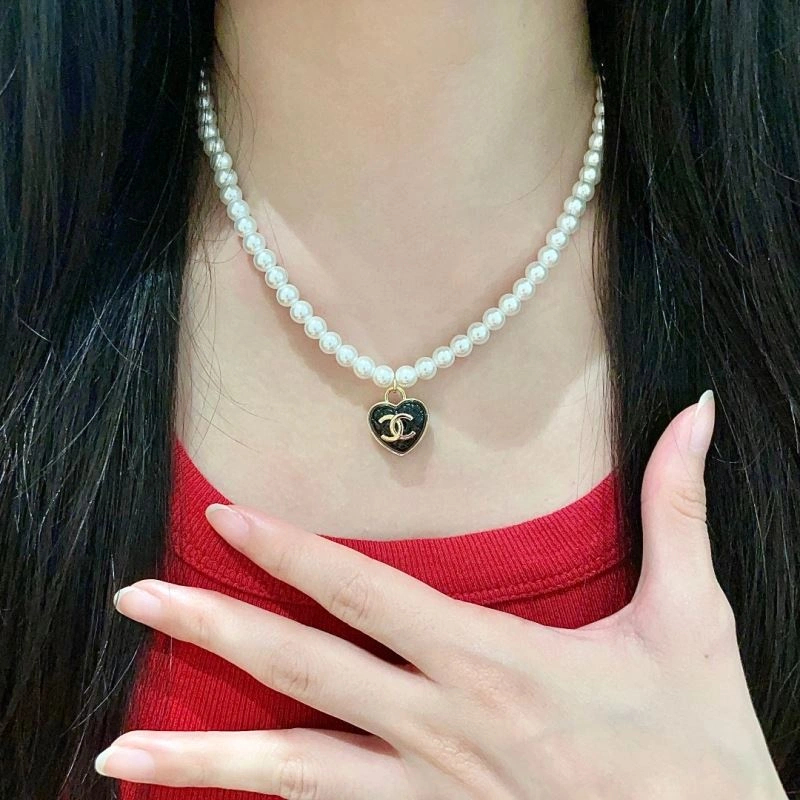 Inexpensive Chanel Necklaces