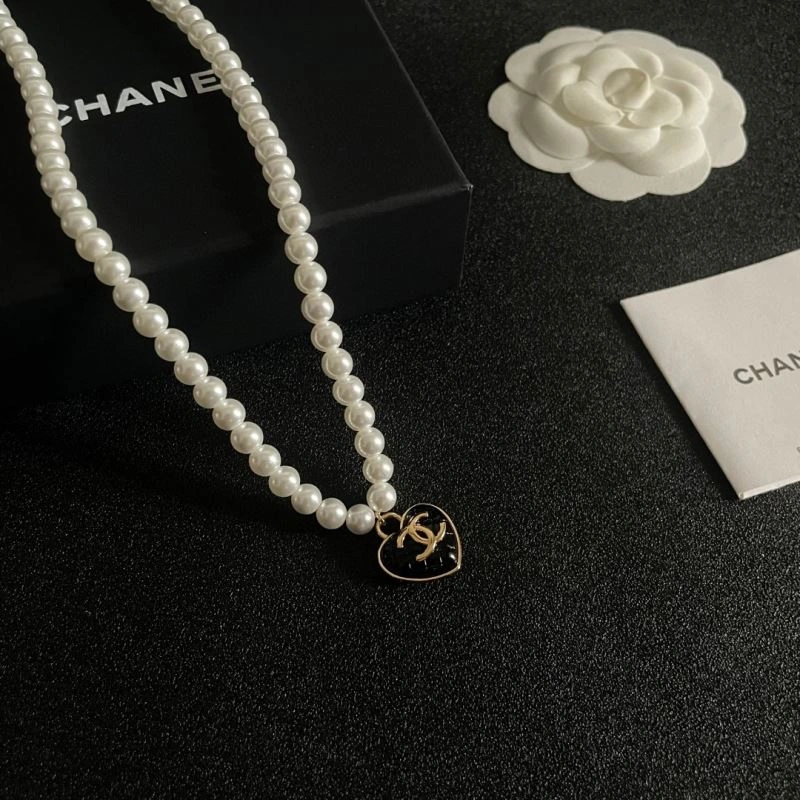 Inexpensive Chanel Necklaces