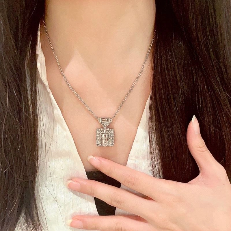 High accuracy Chanel Necklaces