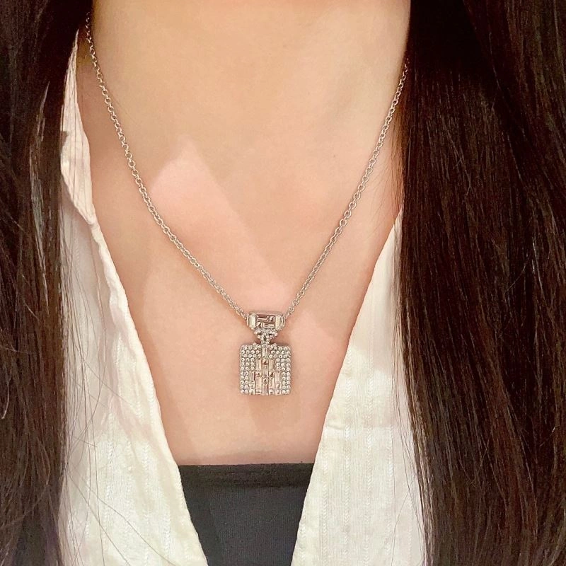 High accuracy Chanel Necklaces