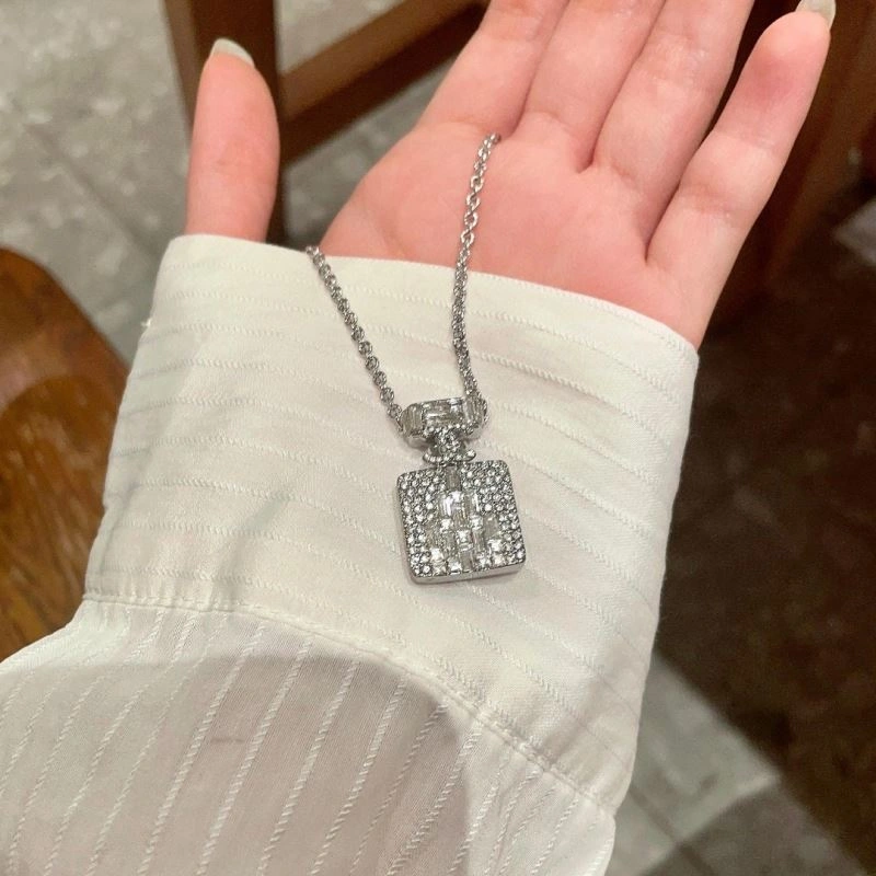 High accuracy Chanel Necklaces