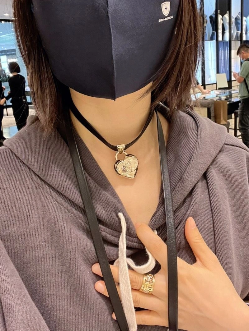 Brand-original Chanel Necklaces