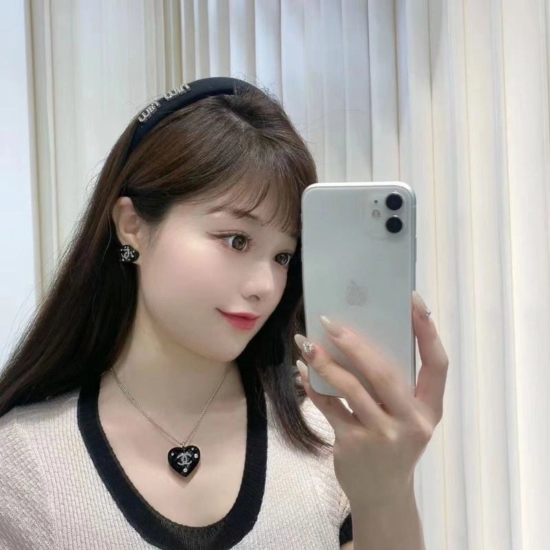 Mirror quality Chanel Necklaces