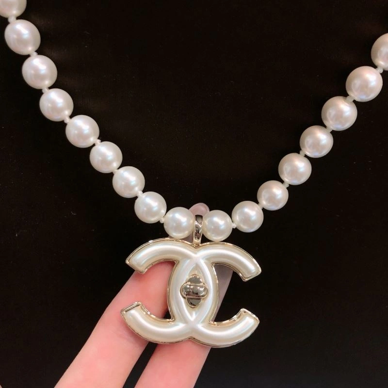 Original Chanel Necklaces