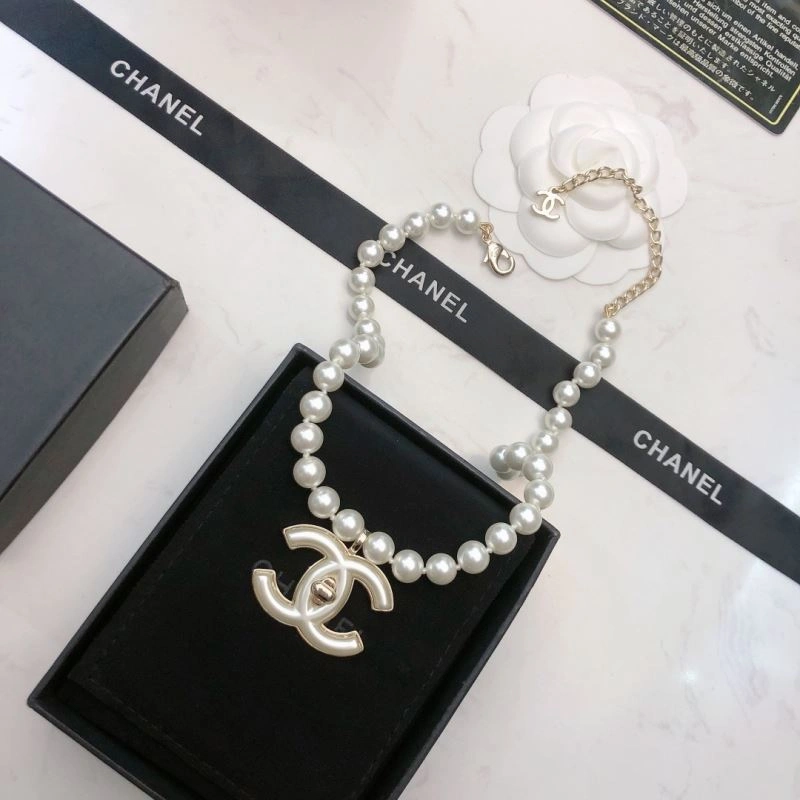 Original Chanel Necklaces