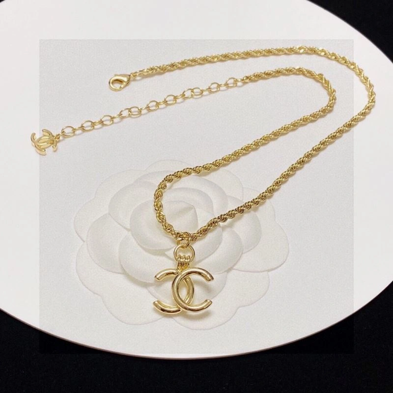 Value-priced Chanel Necklaces