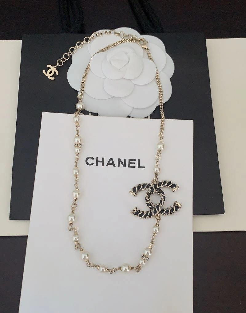 Inexpensive Chanel Necklaces