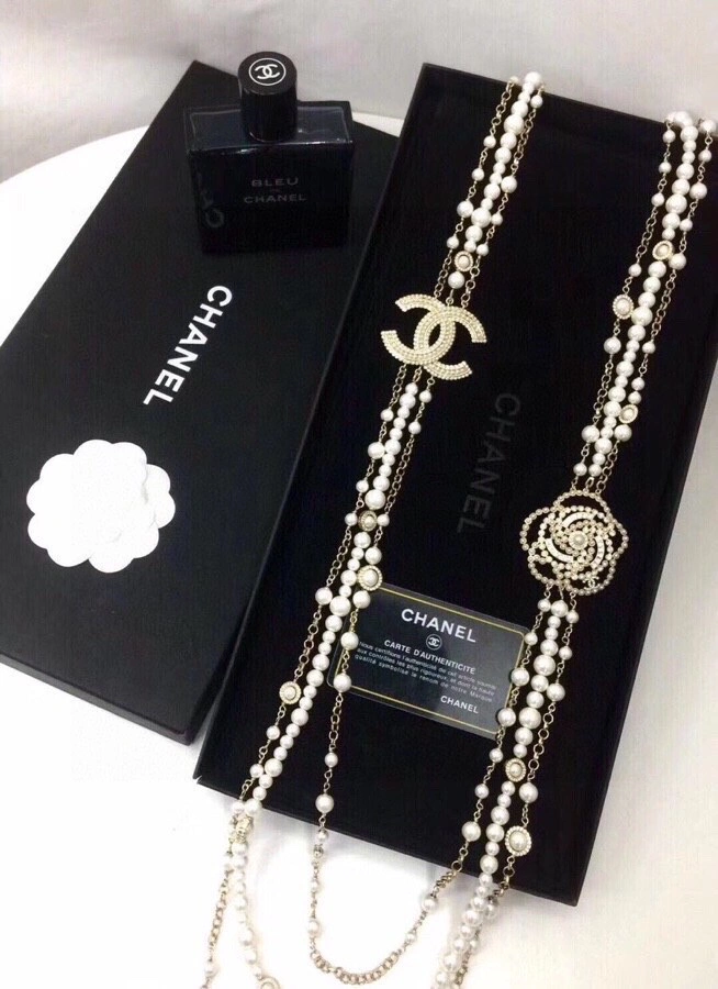 Accurate model Chanel Necklaces