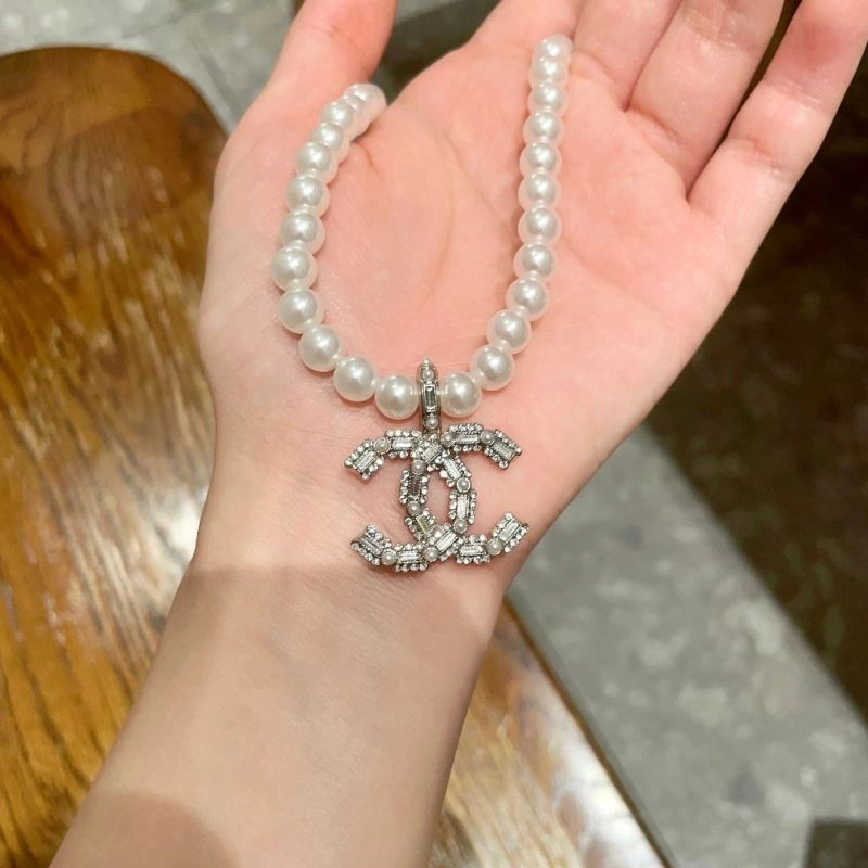 Brand-original Chanel Necklaces
