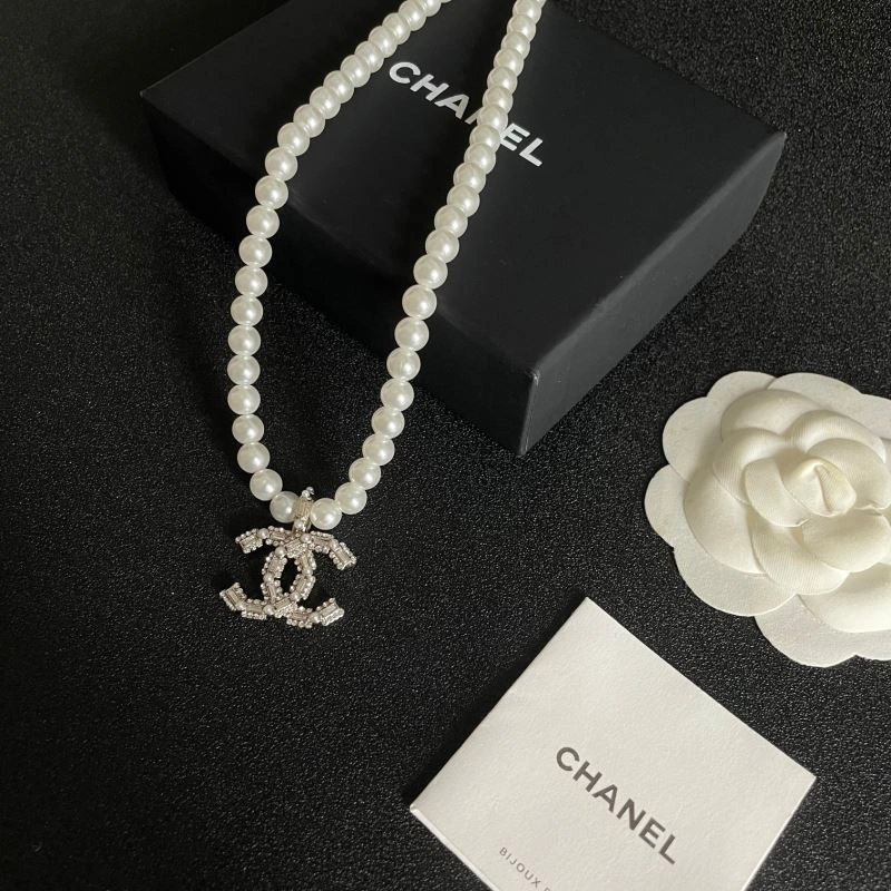 Brand-original Chanel Necklaces
