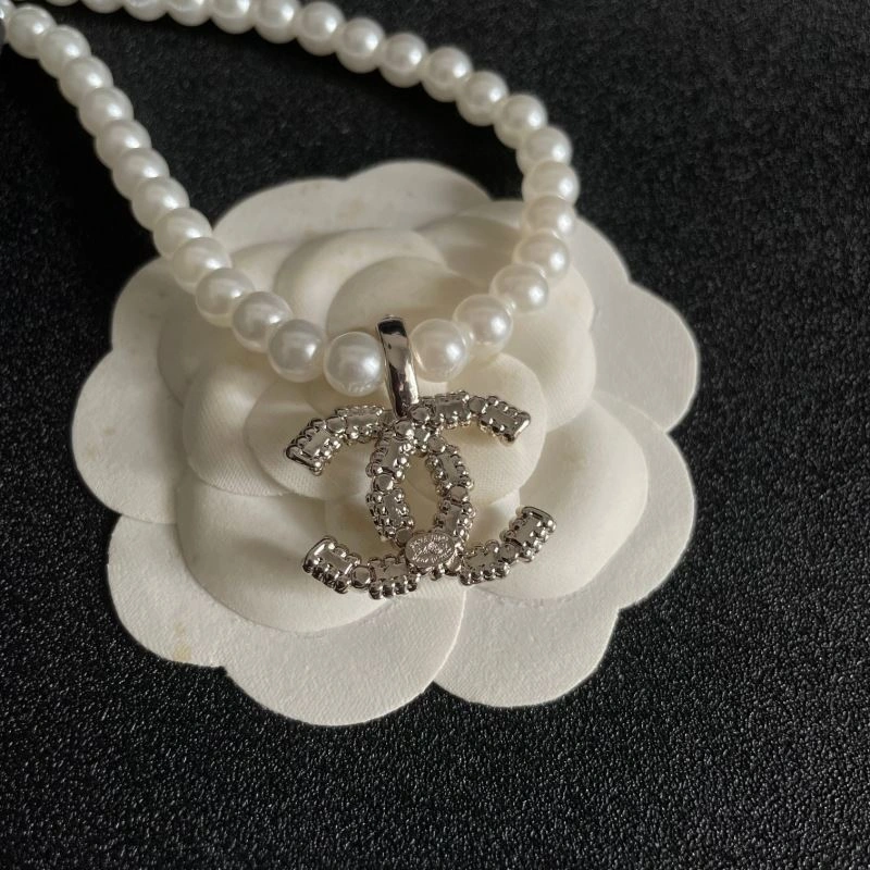 Brand-original Chanel Necklaces