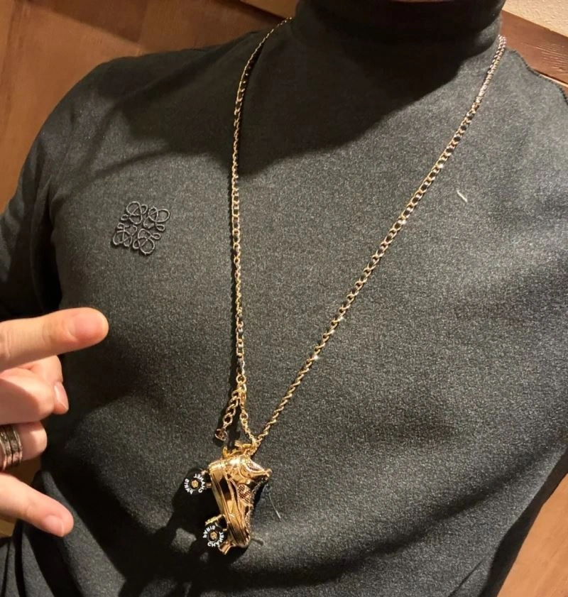 Brand-original Chanel Necklaces