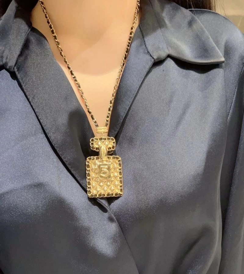 Reasonably priced Chanel Necklaces