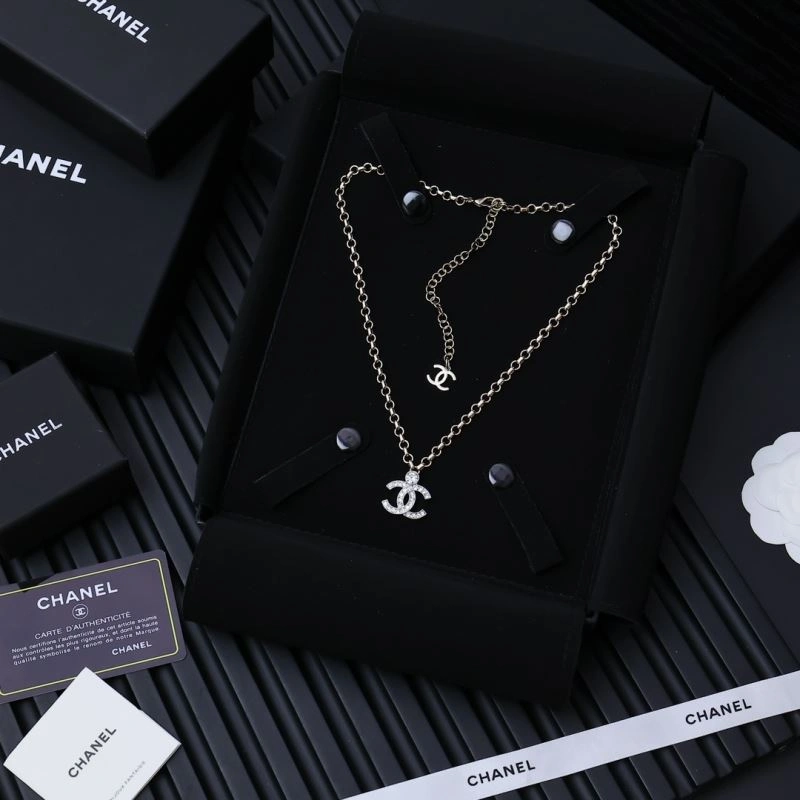 Indistinguishable Chanel Necklaces