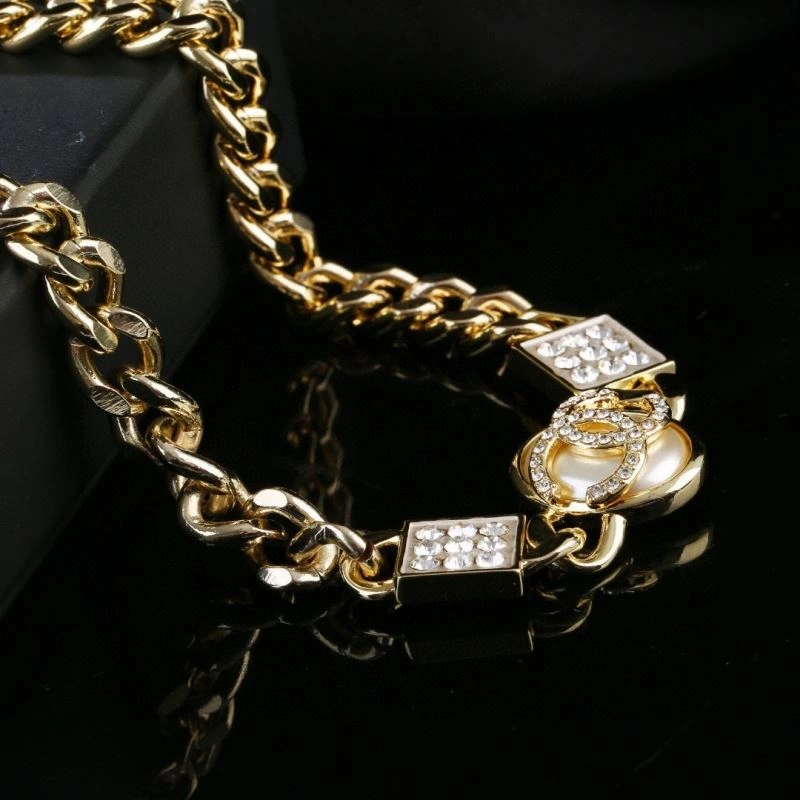Accurate model Chanel Necklaces