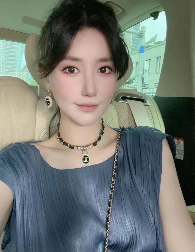 Discounted Chanel Necklaces