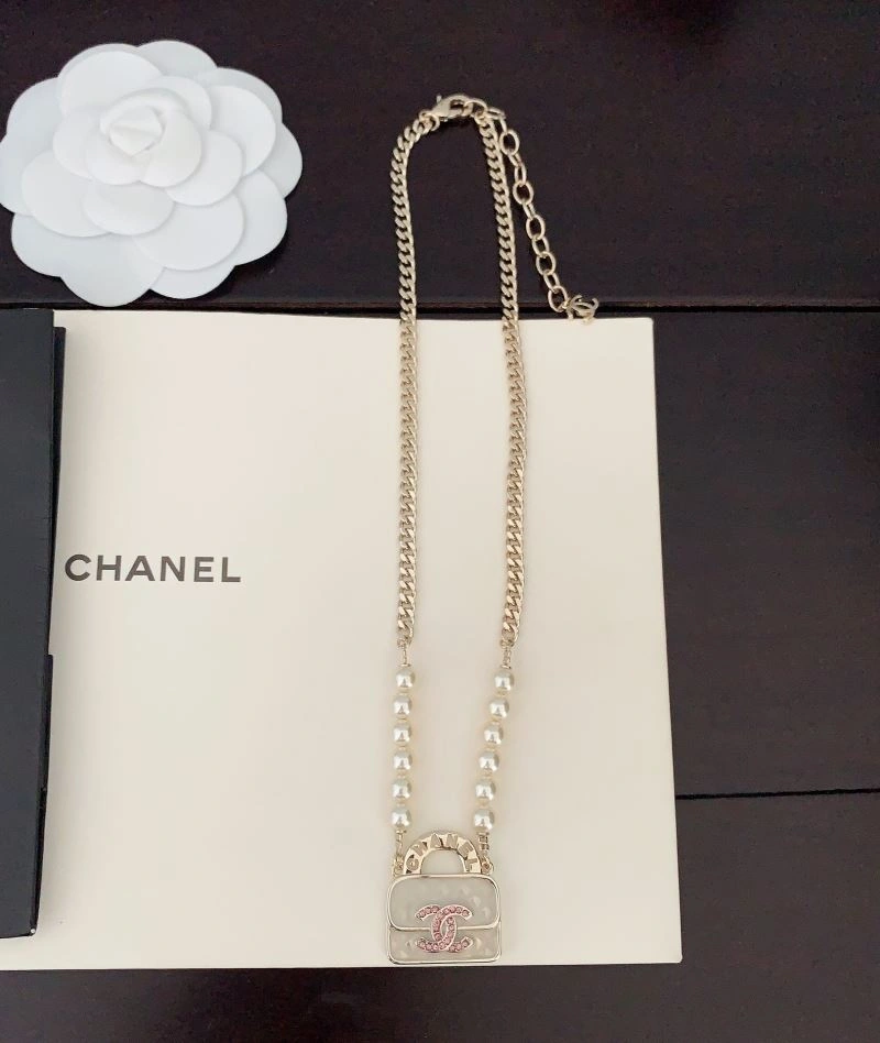 Inexpensive Chanel Necklaces