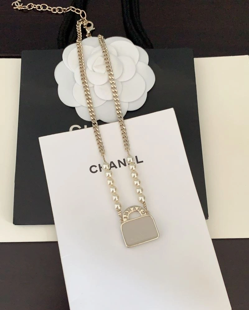 Inexpensive Chanel Necklaces