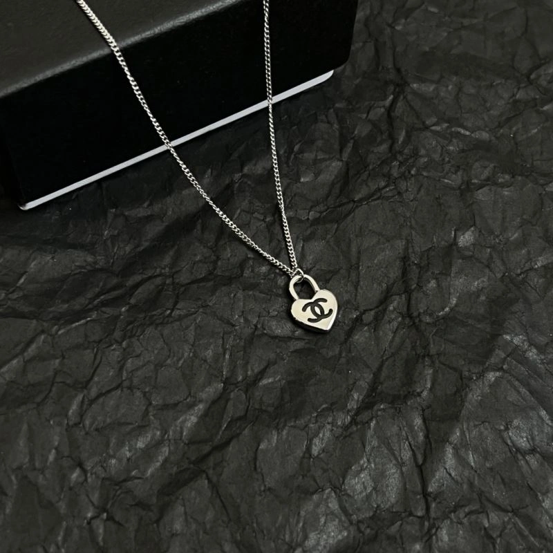 Precise copy Chanel Necklaces