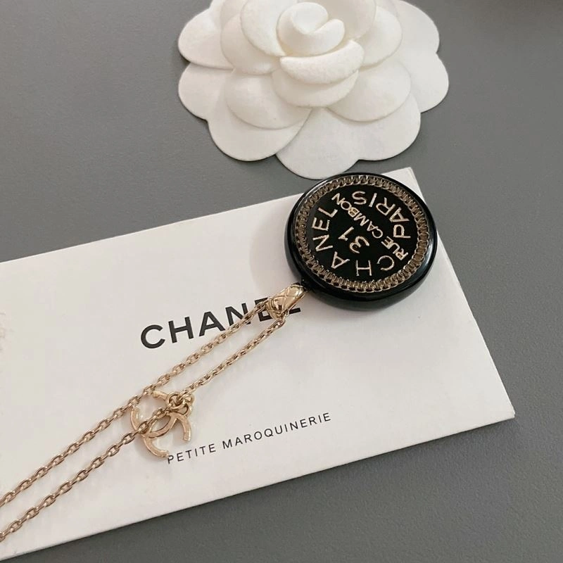 Cut-rate Chanel Necklaces