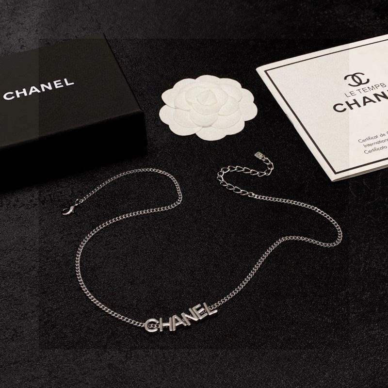 Bargain Chanel Necklaces
