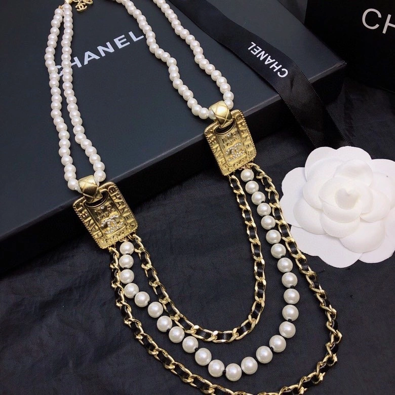 Discounted Chanel Necklaces