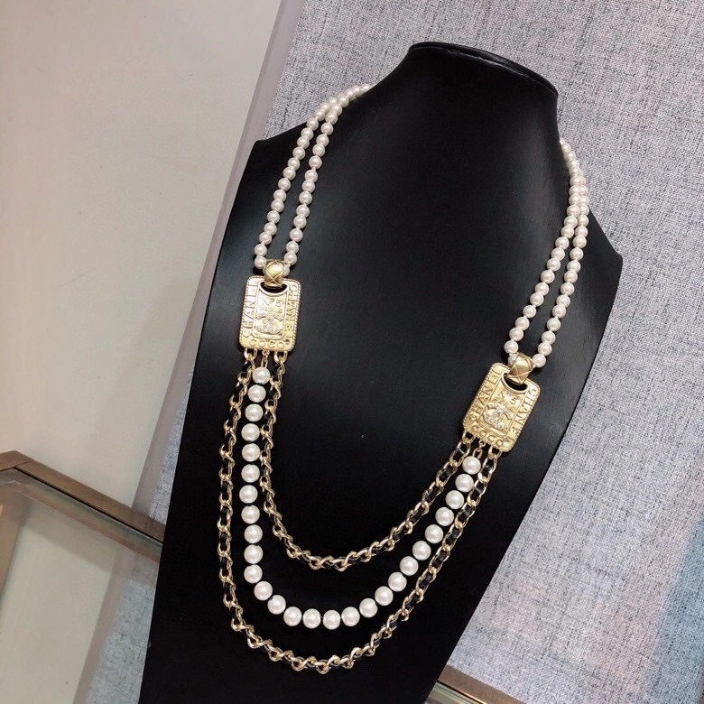 Discounted Chanel Necklaces