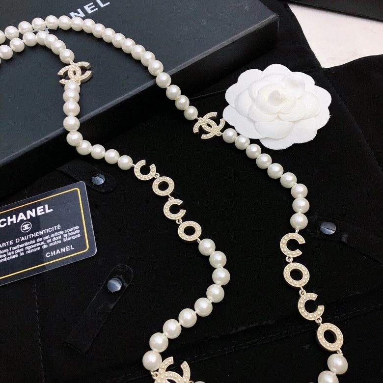 Top match Chanel Necklaces