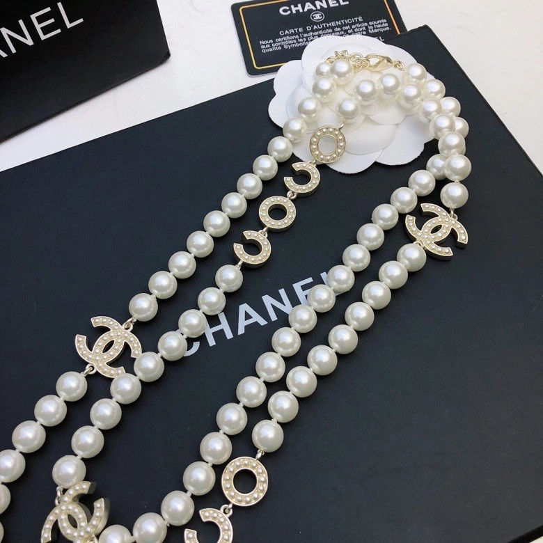 Top match Chanel Necklaces