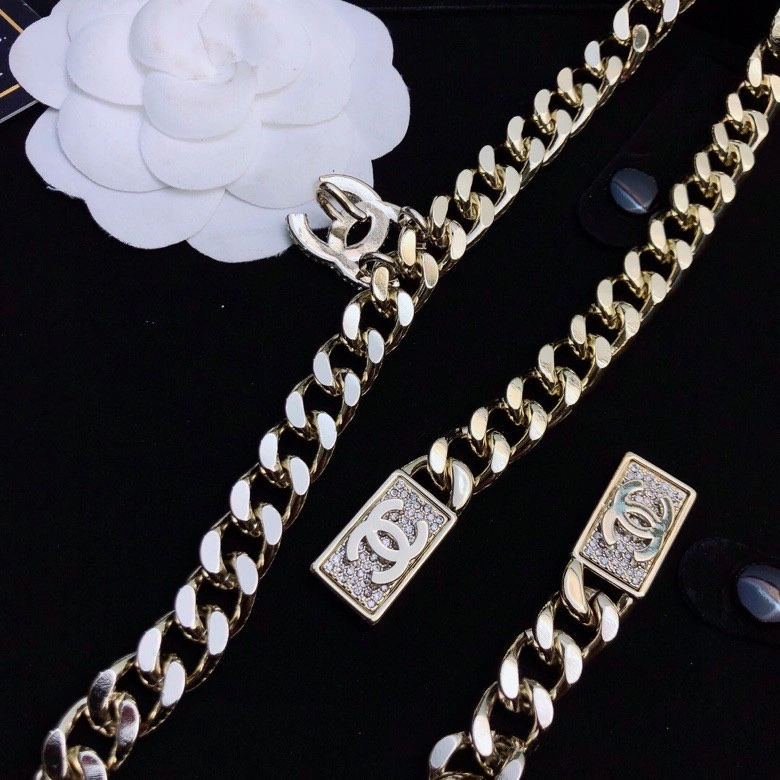 1:1 copy Chanel Necklaces