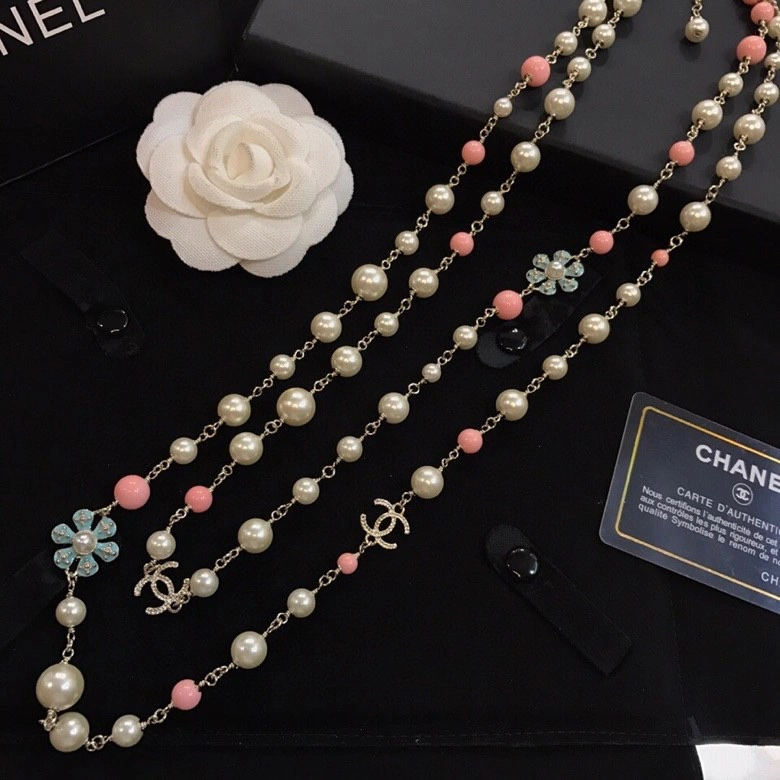 Brand-authenticated Chanel Necklaces