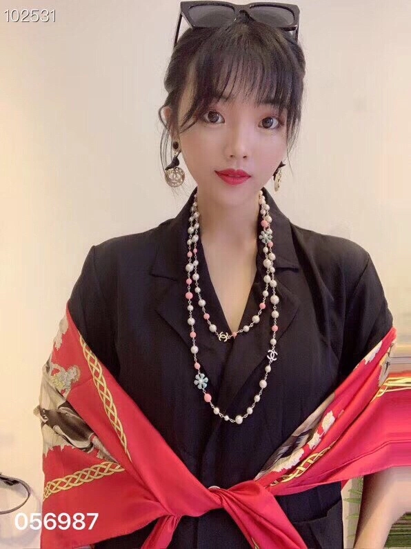 Brand-authenticated Chanel Necklaces