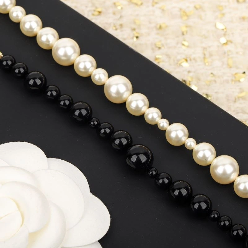 Top mirror Chanel Necklaces