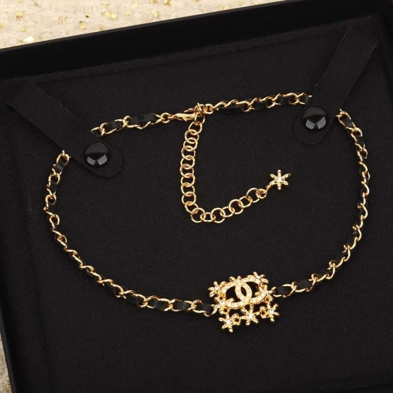 Top match Chanel Necklaces