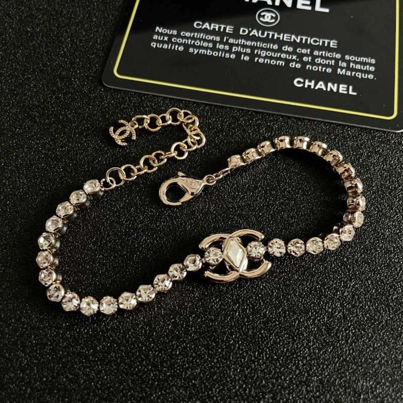 Low-cost Chanel Necklaces