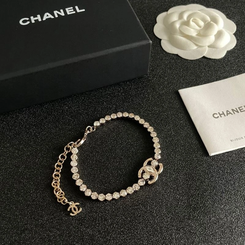 Low-cost Chanel Necklaces