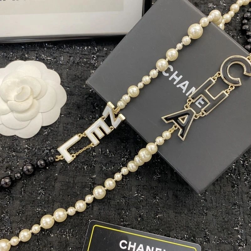 Top match Chanel Necklaces