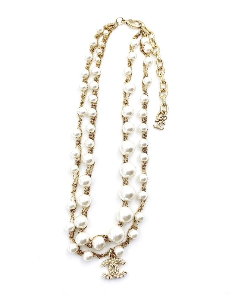 Indistinguishable Chanel Necklaces