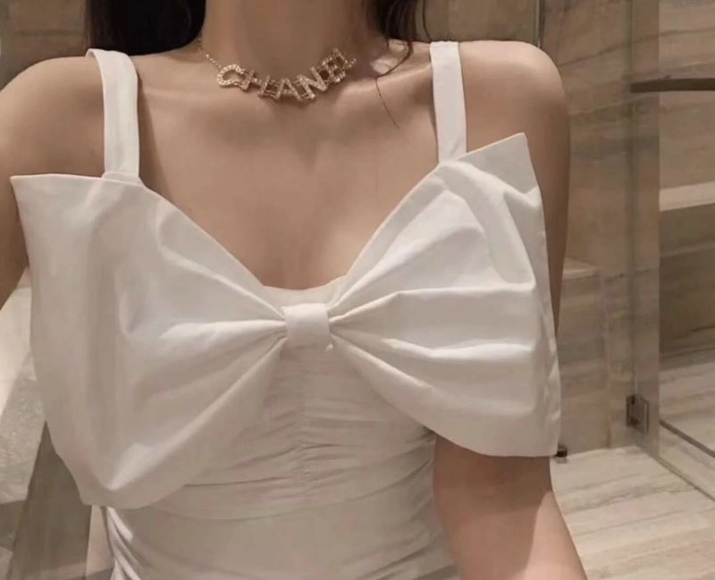Value-priced Chanel Necklaces