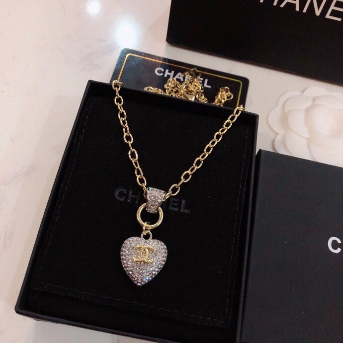1:1 copy Chanel Necklaces