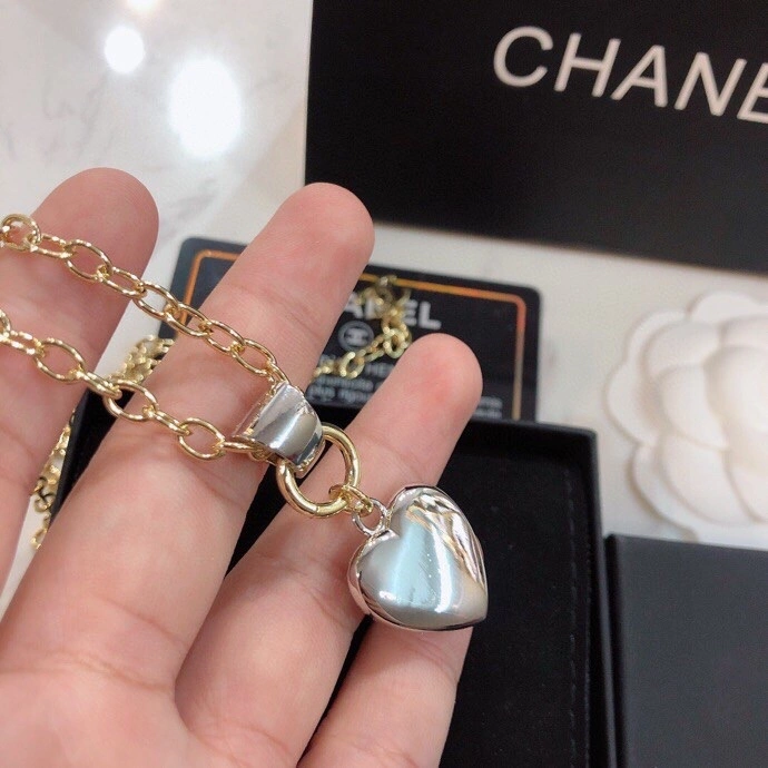 1:1 copy Chanel Necklaces