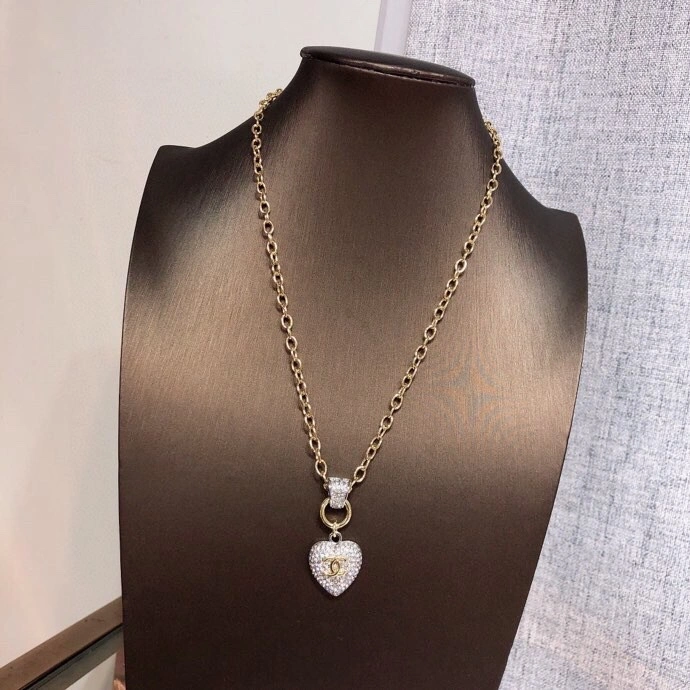 1:1 copy Chanel Necklaces