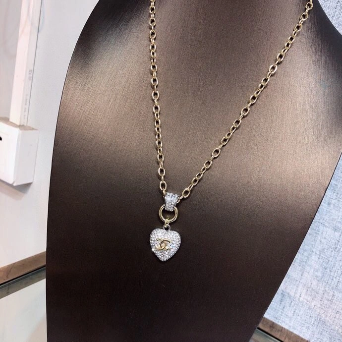 1:1 copy Chanel Necklaces
