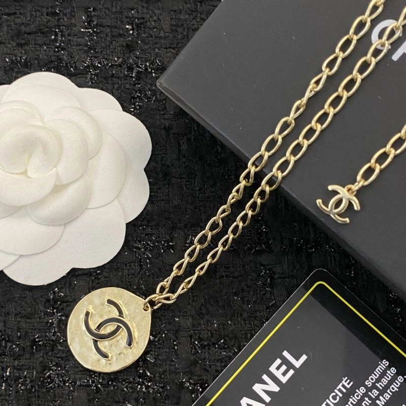 Cut-rate Chanel Necklaces
