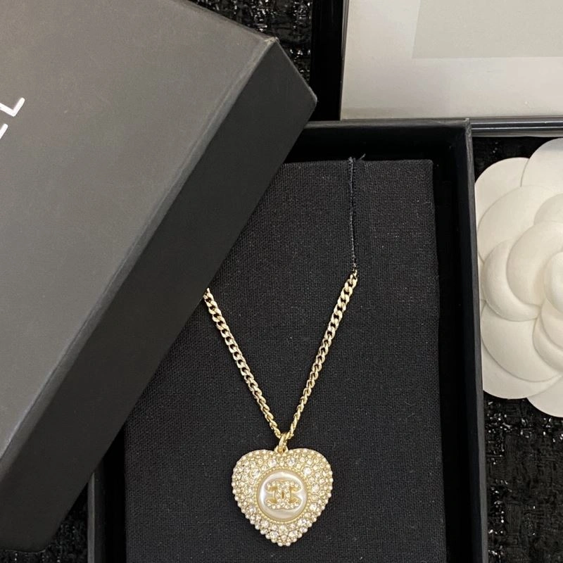 Indistinguishable Chanel Necklaces
