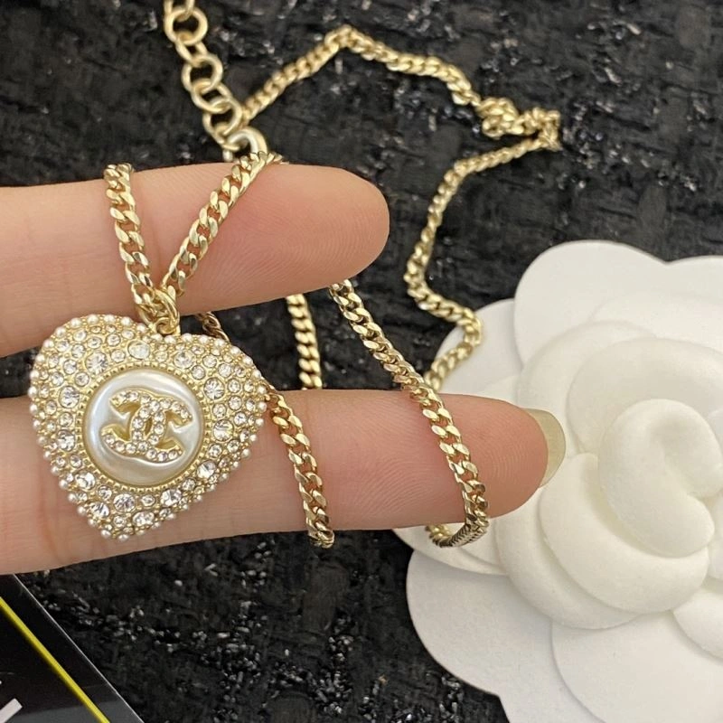 Indistinguishable Chanel Necklaces