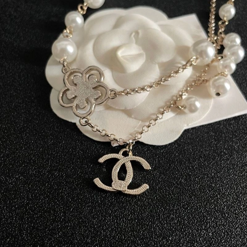 Low-cost Chanel Necklaces