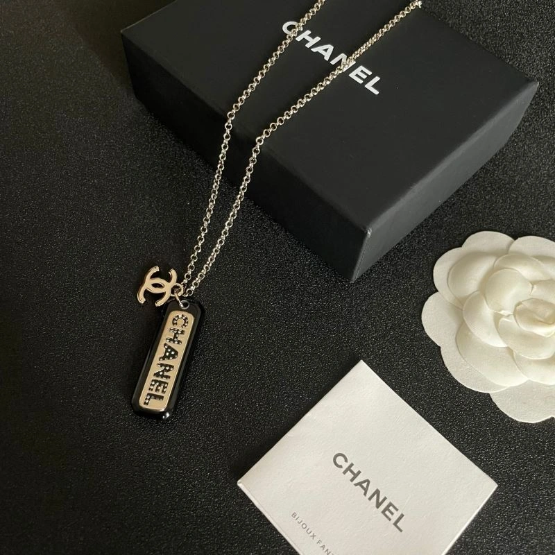 Value-priced Chanel Necklaces