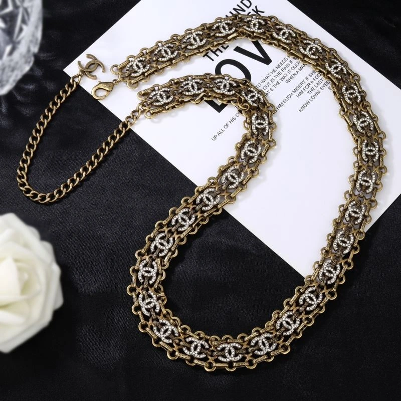 Bargain Chanel Necklaces