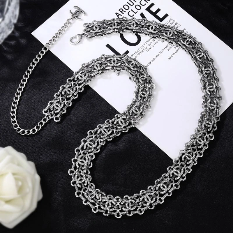 Bargain Chanel Necklaces
